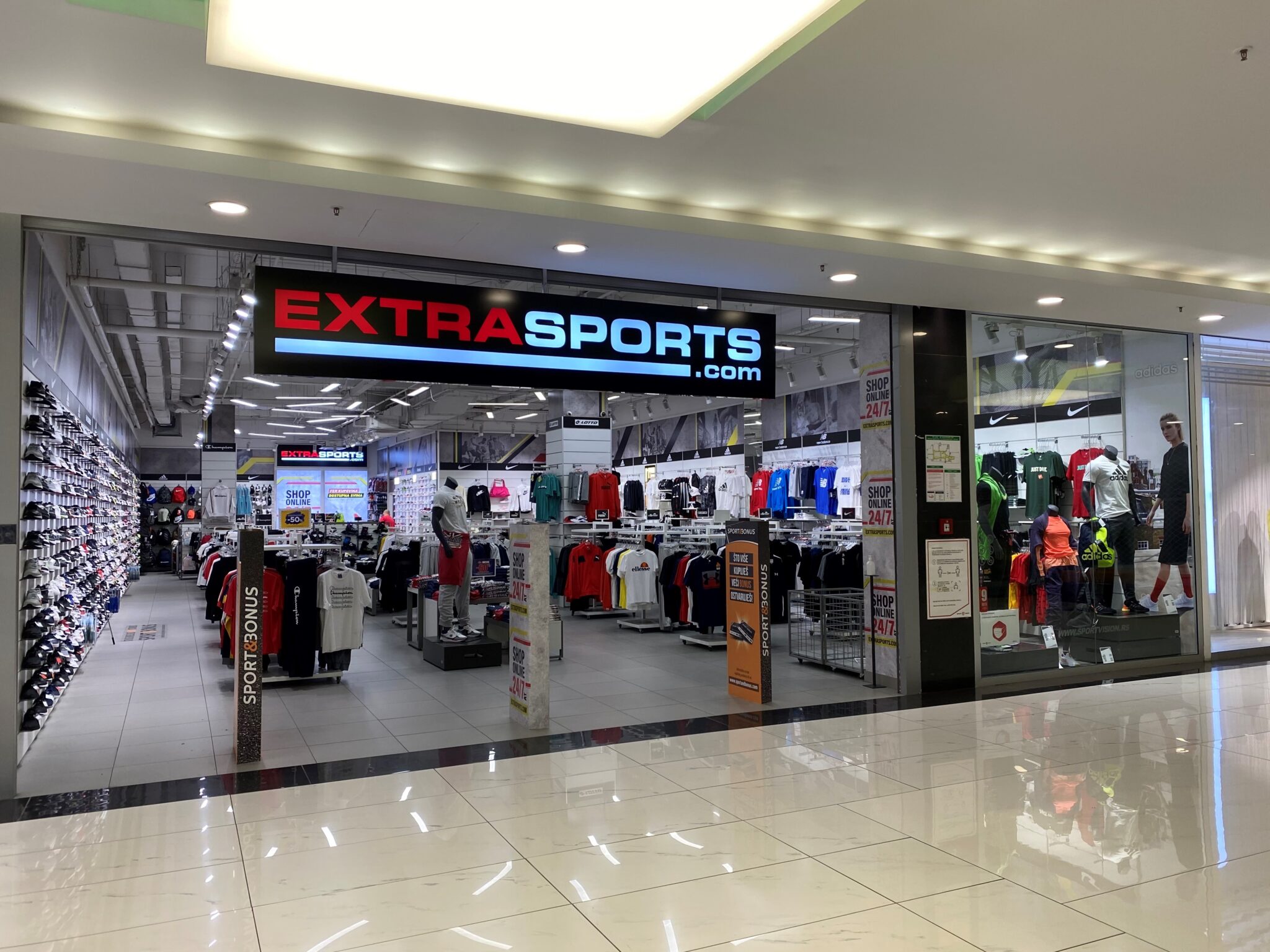 Extra Sports Opens in Stadion Shopping Center - Retailsee.com